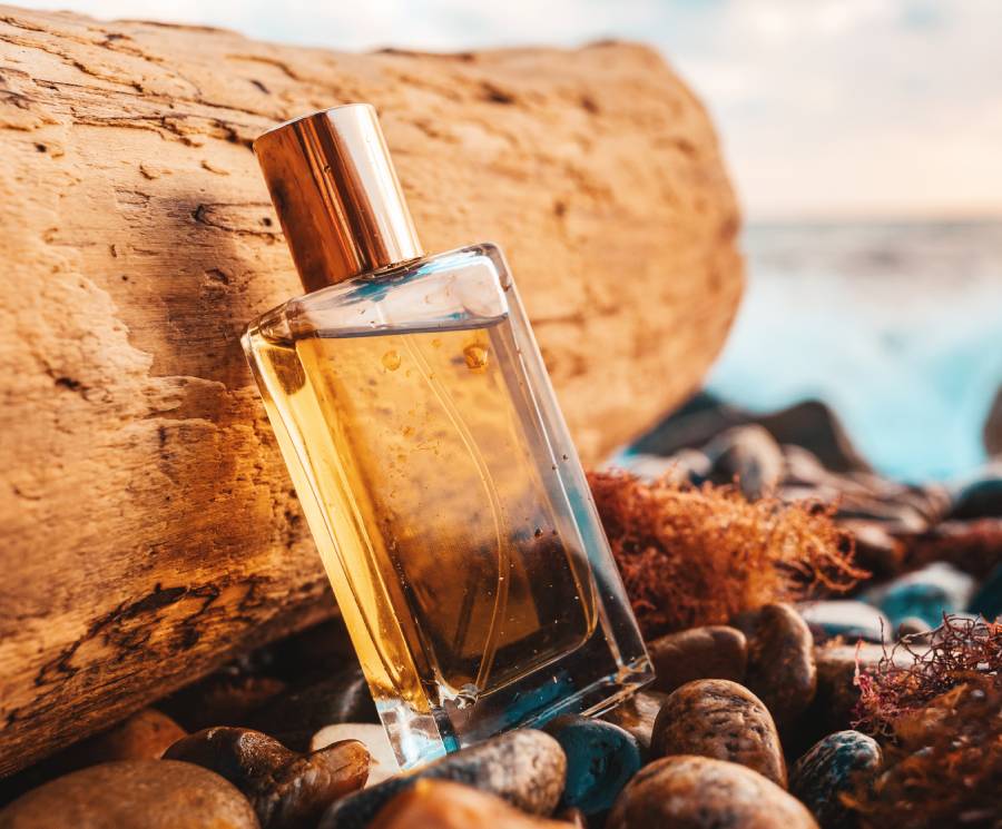 Perfume Mastery: Matching Fragrances to the Seasons | Wil...